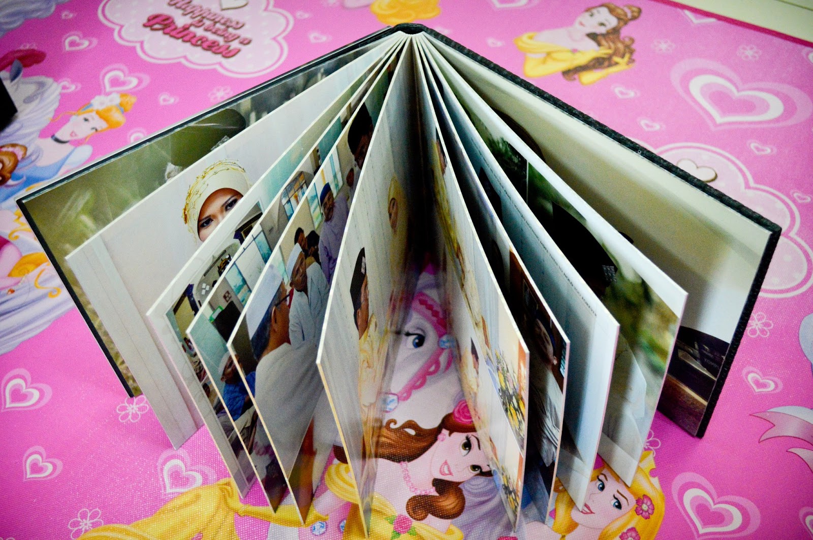 LENSA UNIK PHOTOGRAPHY (JURUGAMBAR PERKAHWINAN): CONTOH ALBUM YANG ...