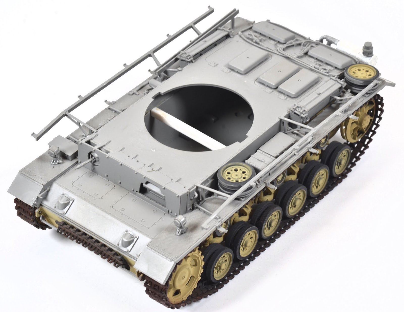 The Modelling News: Construction review: Takom's Panzer III Ausf.M mit ...