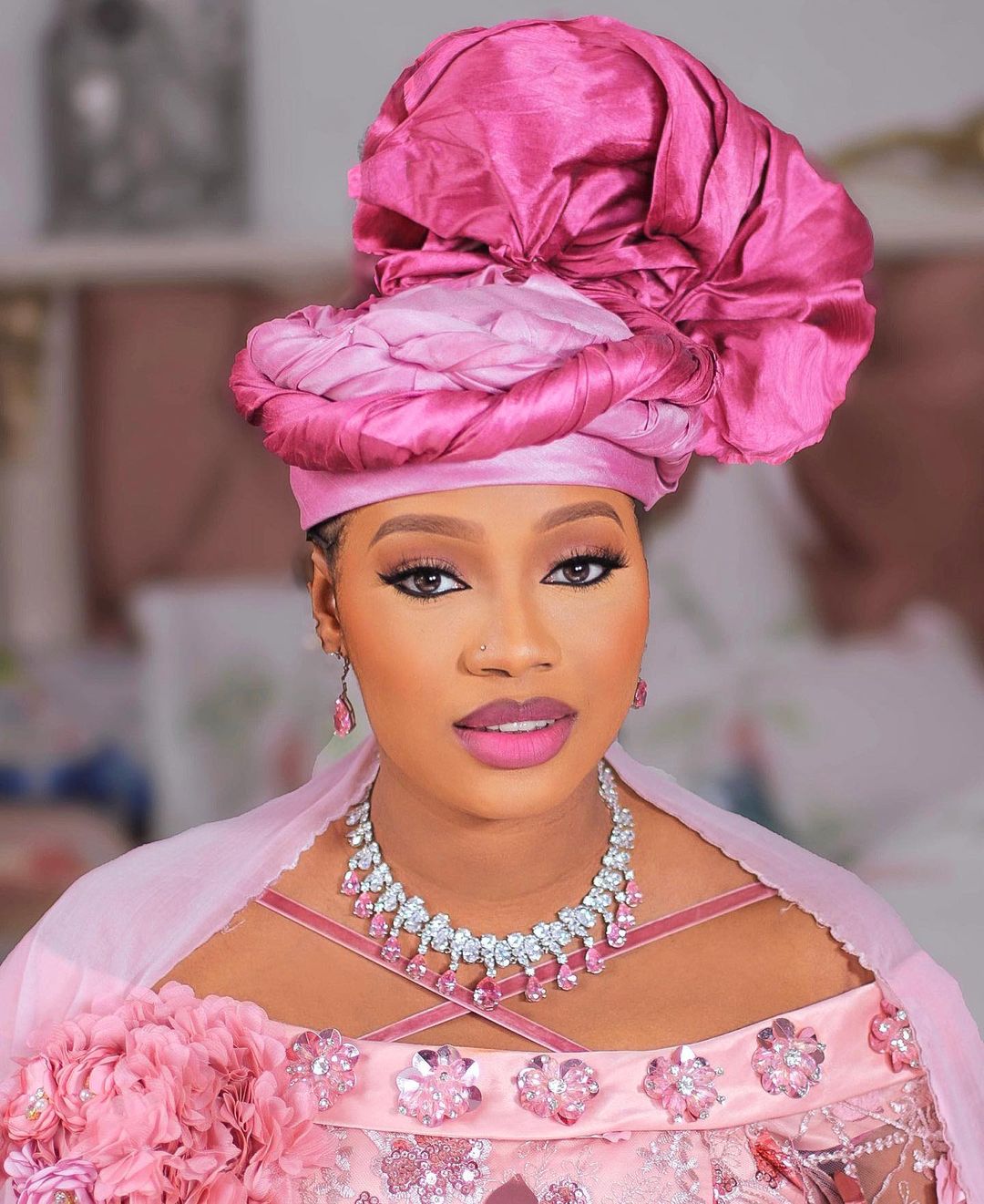 53 Latest bridal gele and makeup ideas for 2021 | MÉLÒDÝ JACÒB