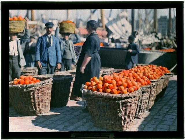 The Early 20th Century through the Eyes of Autochrome