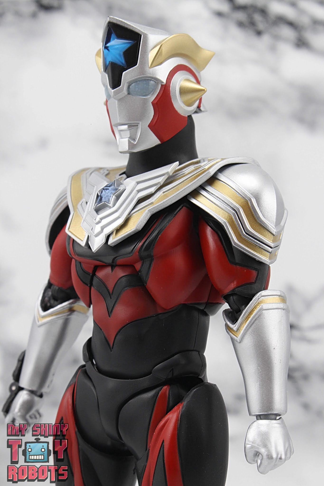 My Shiny Toy Robots: Toybox REVIEW: S.H. Figuarts Ultraman Titas