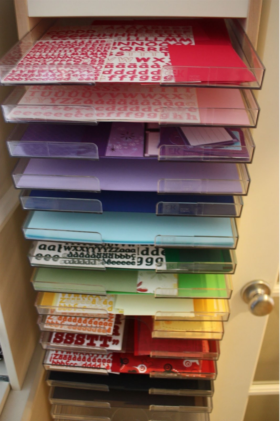 a dash of scraps: color wheel paper organization