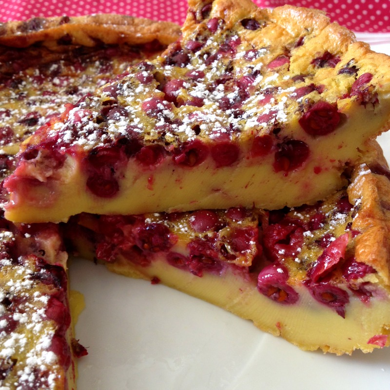 La cuisine & Claudine: Clafoutis aux amélanches et au lait de coco