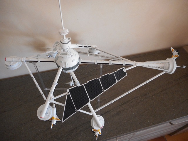 Cine Sfx & Making Of: Ciné-Maquette 2016 : Moonraker Station Spatiale ...