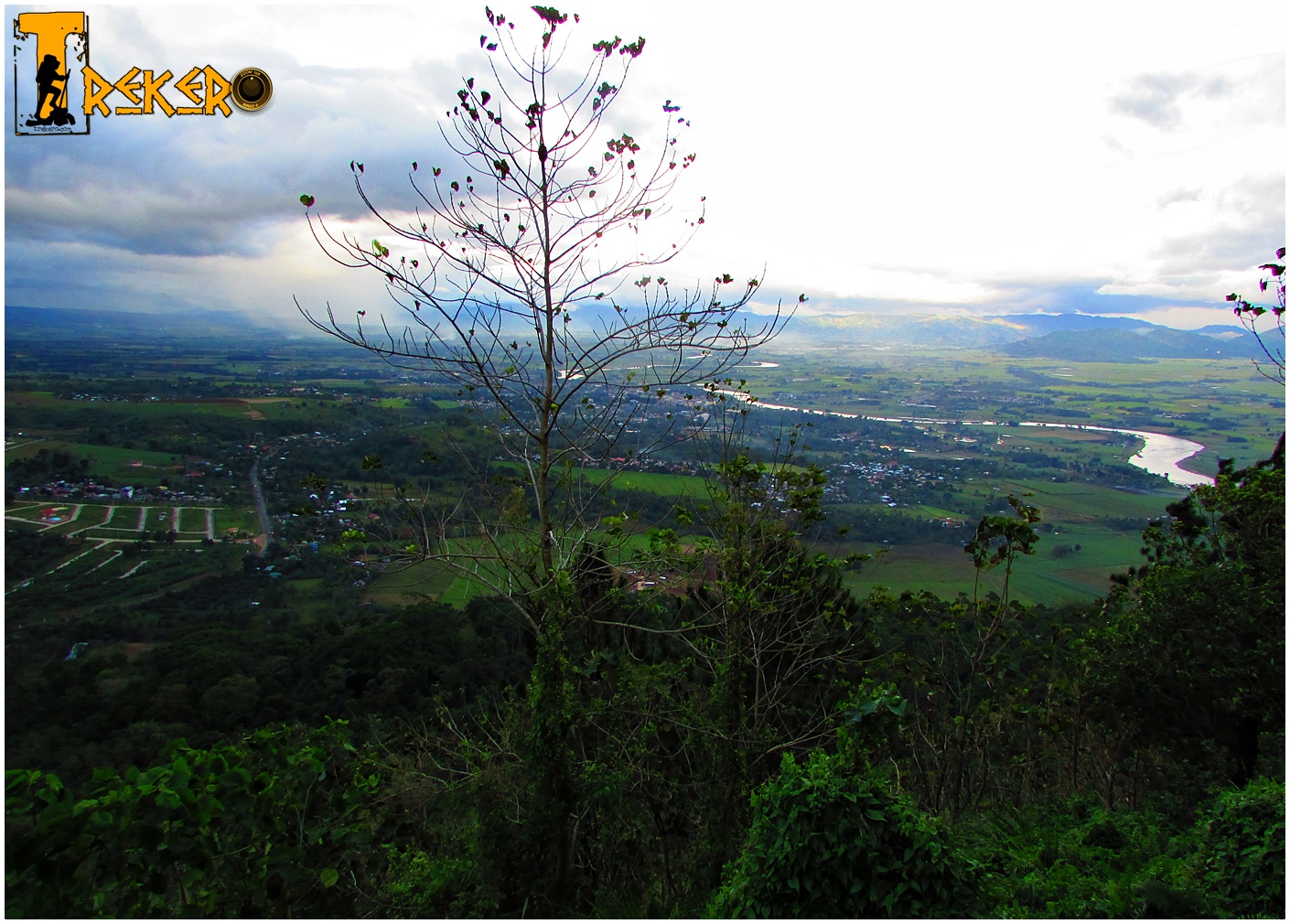 TREKERO: BLUE WATER CAVE AND MUSUAN PEAK: BUKIDNON'S WEEKEND GETAWAYS