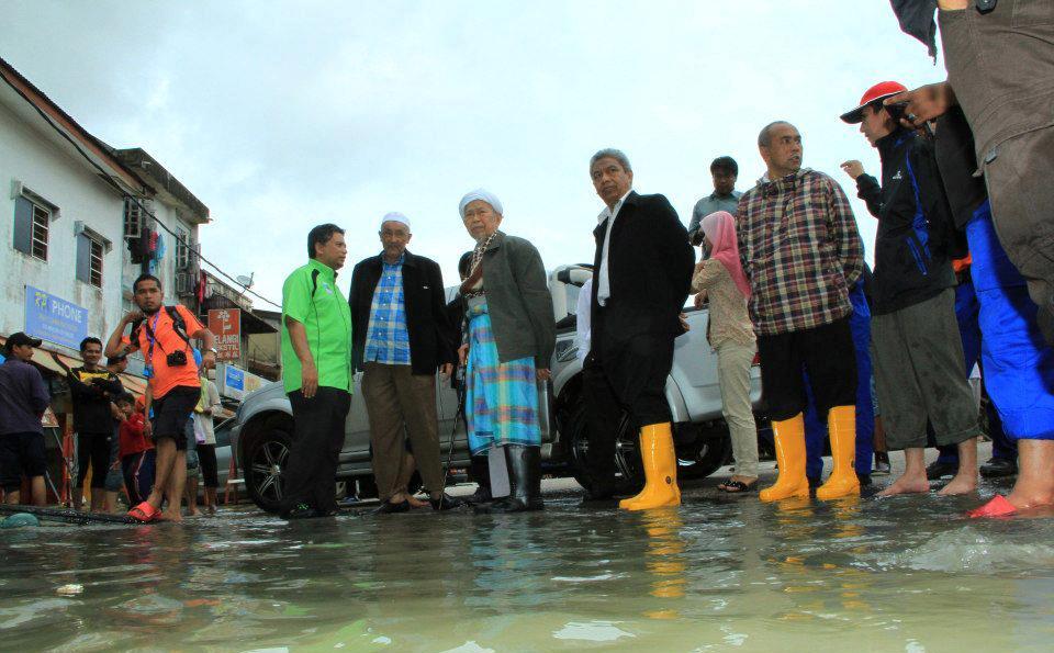 Banjir Besar Rantau Panjang Kelantan 2012 Seluaslautancom