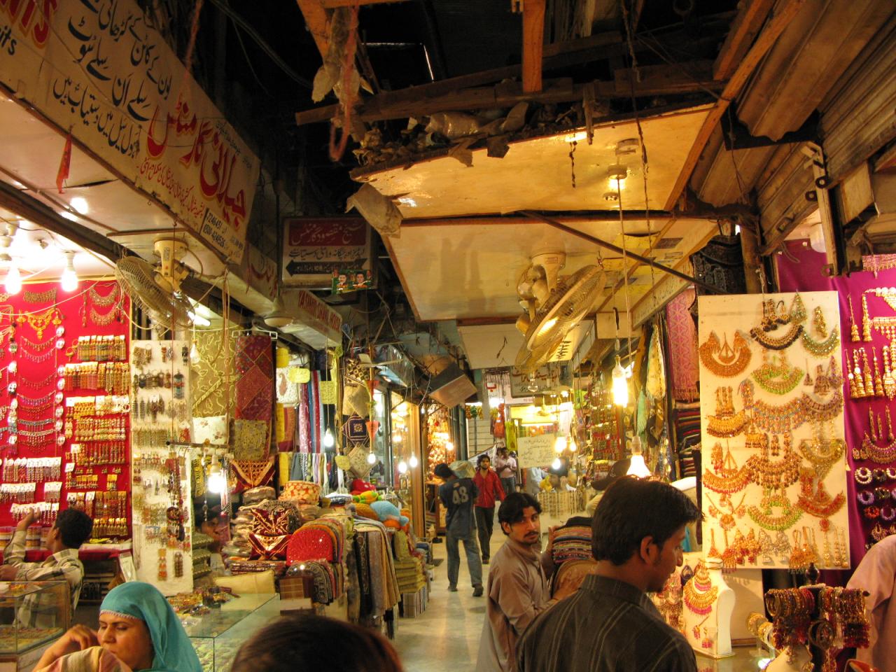 Viral Facebook Images And Video Anarkali Lahore Market viral-facebook-images-and-video-anarkali-lahore-market