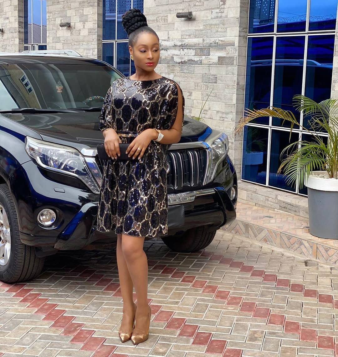 Height : How tall is Ifunanya Igwe?