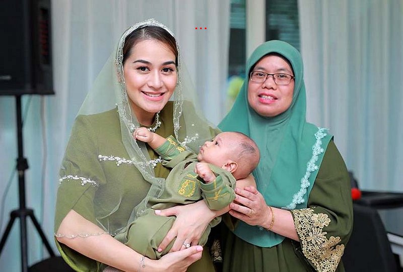 MYARTIS.COM | MYARTIS | MY | ARTIS: 16 FOTO - SEKITAR MAJLIS AQIQAH ANAK KEDUA SHIMA ANUAR