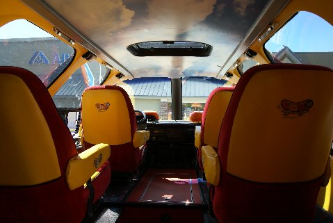 Shoreline Area News: The Wienermobile spends the day in Lake Forest Park