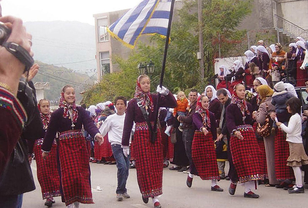 От другата страна на „Маказа“: Помаците сме 46 000… - 24rodopi.com