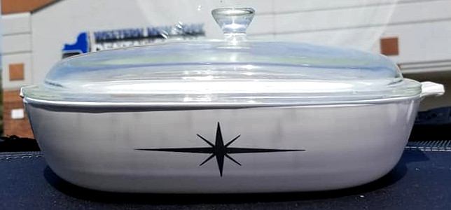 CorningWare 411: Seein' Stars - Unknown Black Atomic Star Pattern??