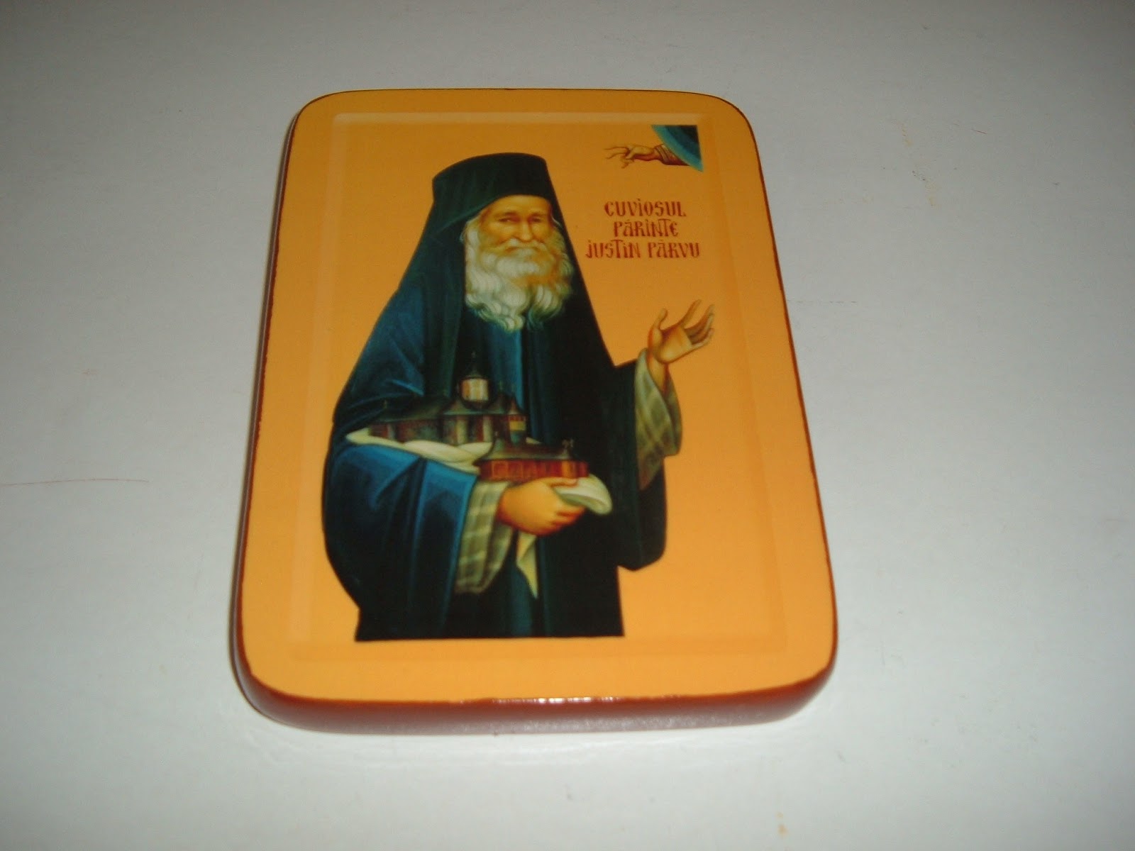 ICOANA ESTE O FEREASTRA CATRE CERURI: Icoana Cuviosul Parinte Iustin ...