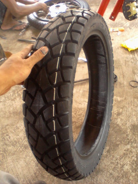 Tips Memilih Ban Motor Terbaik