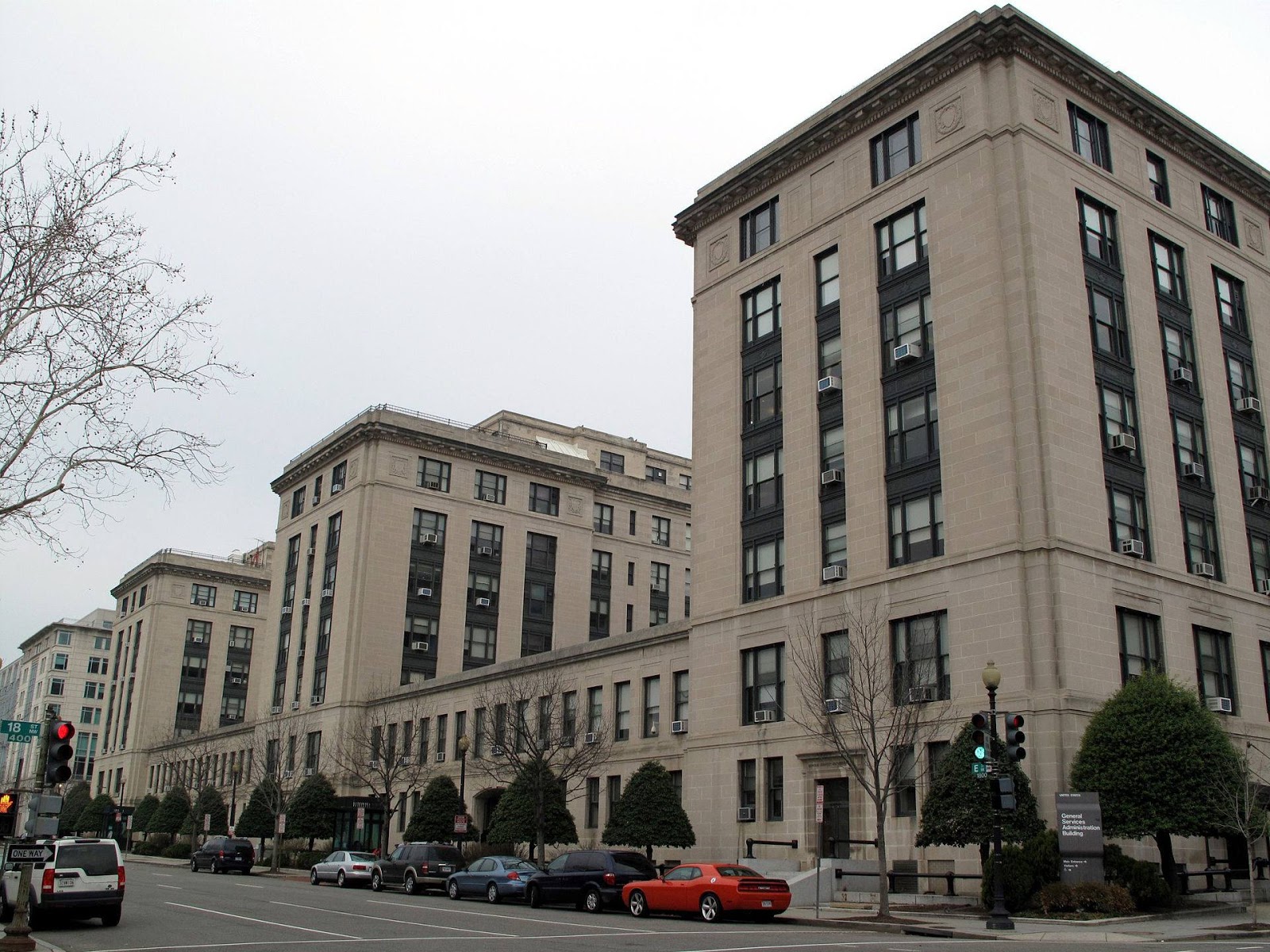 TradArch: Classical vs Modernist, Federal Buildings of Washington DC