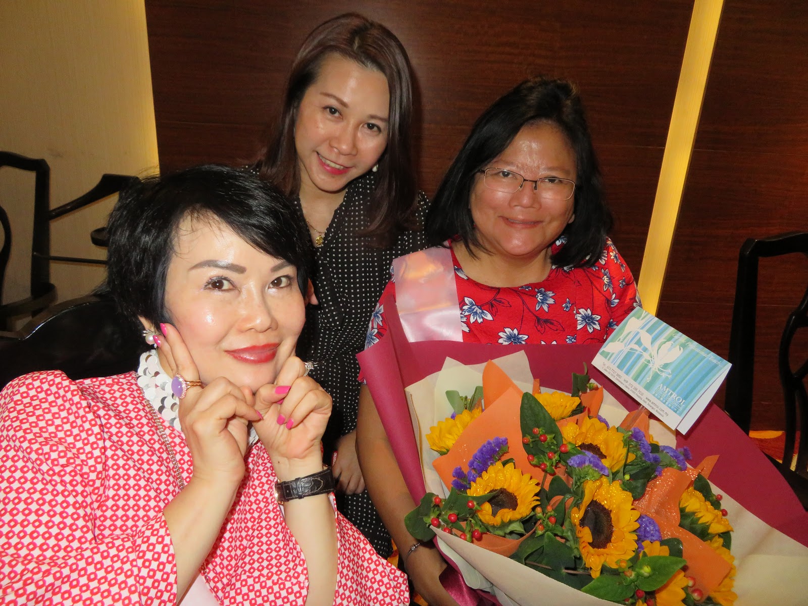 Kee Hua Chee Live!: SHARON LIAN AND CYNTHIA LOW HOSTED JOINT BIRTHDAY ...