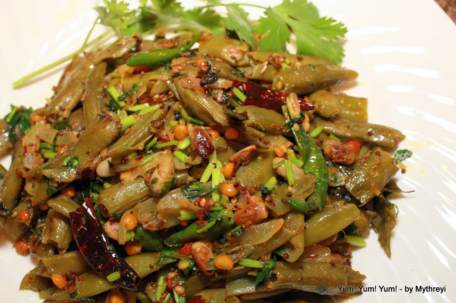 Yum! Yum! Yum!: Chikkudu Kaya Vepudu ~ Indian Broad Beans Stir Fry