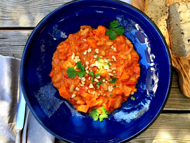 maja skorupska: Domodah, afrykański gulasz warzywny z masłem orzechowym ...