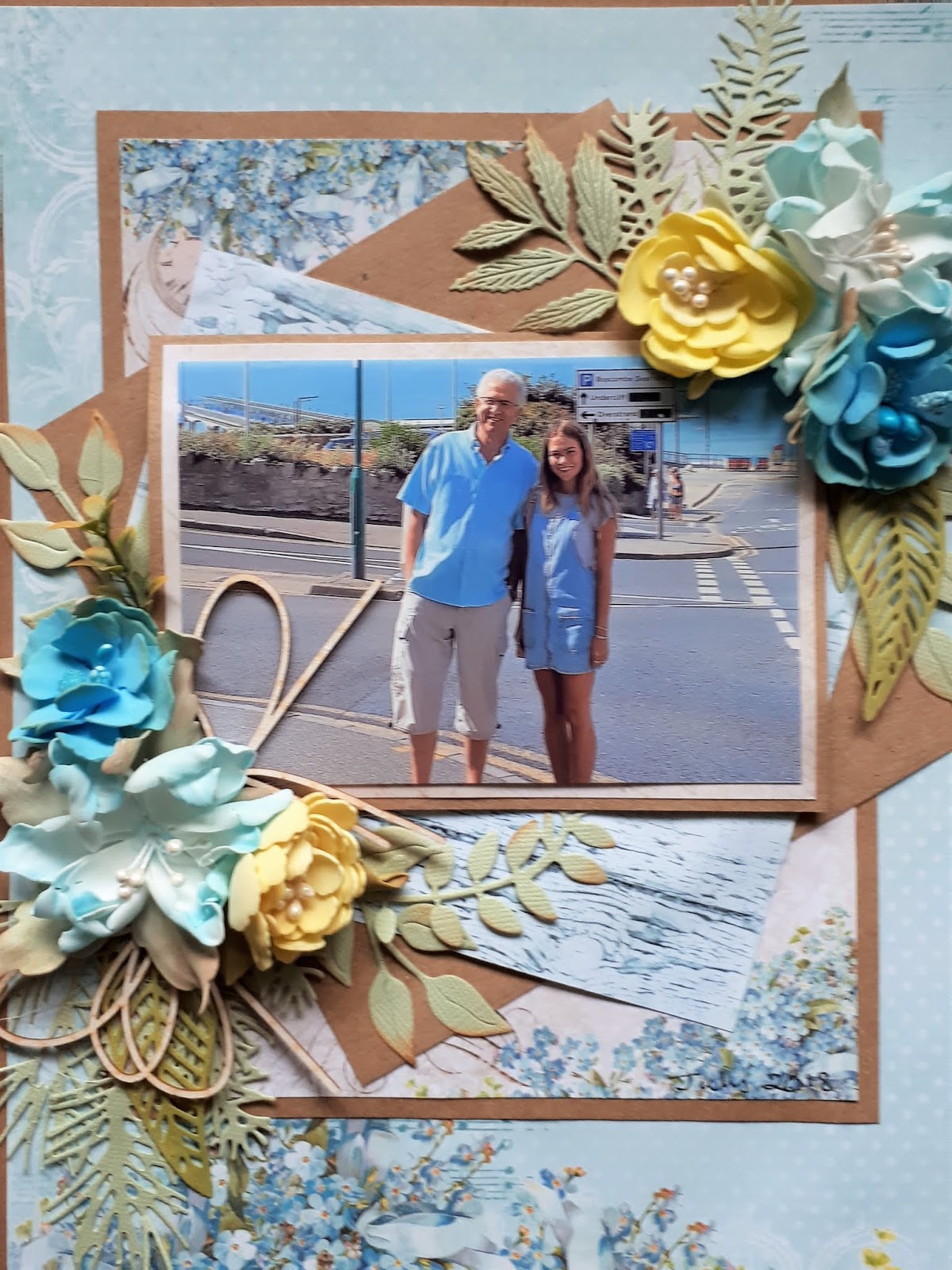 CraftyEnjoyments: A4 Scrapbook Layout