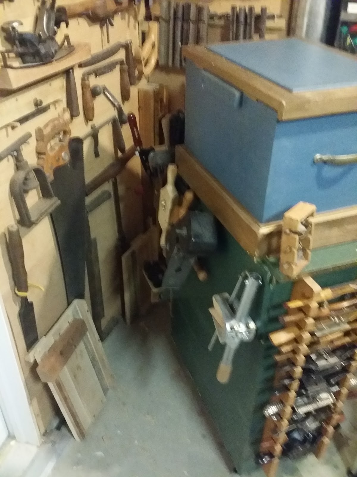 Enjoying Woodworking in a Tiny Workshop