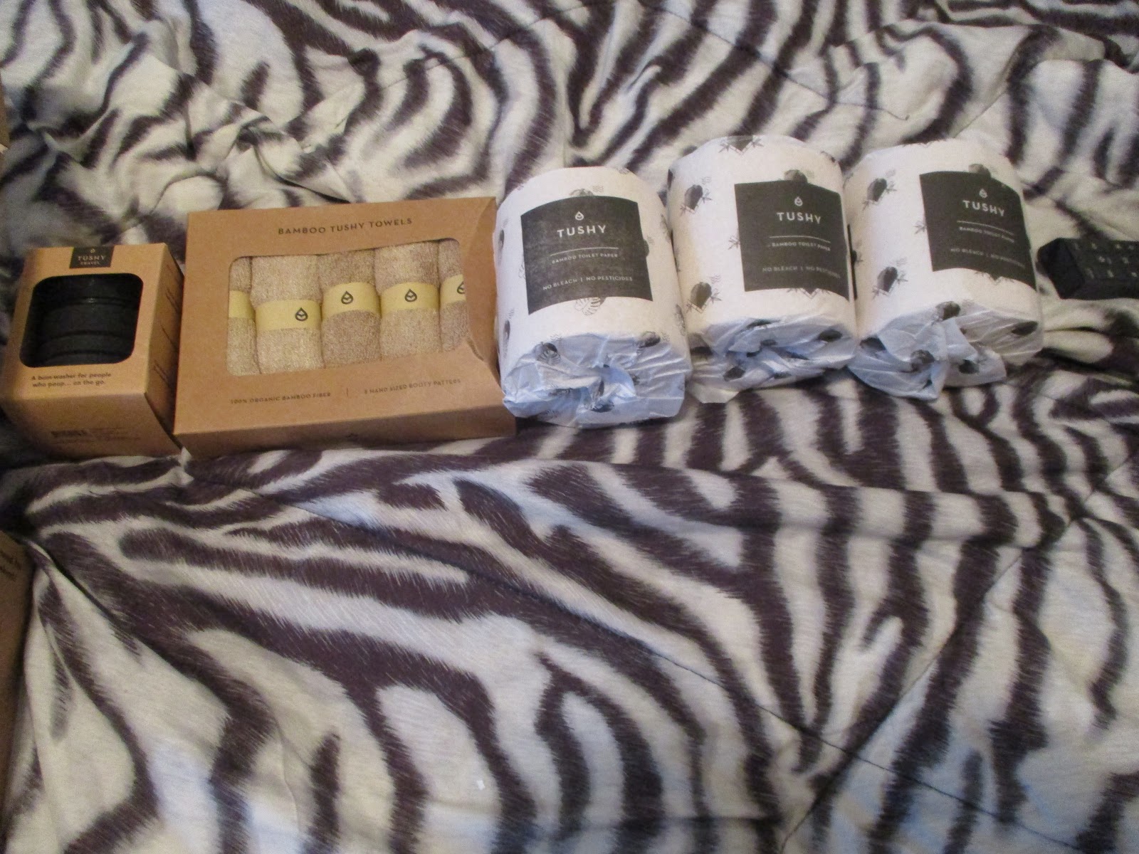 Missy's Product Reviews : Tushy Classic White and Silver Holiday Gift ...