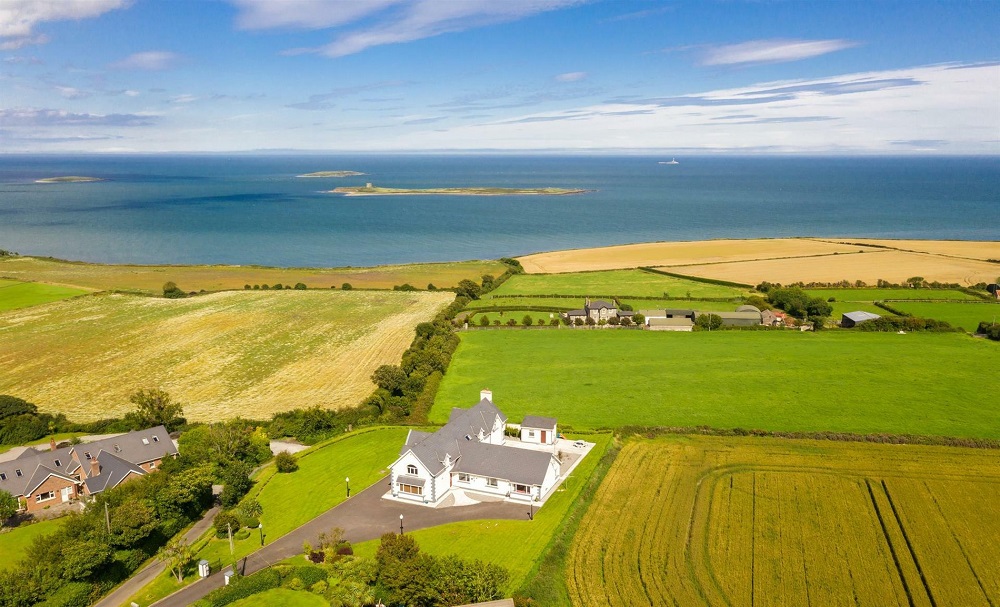 Finfacts Ireland: House size of Ireland's urban-generated rural ...