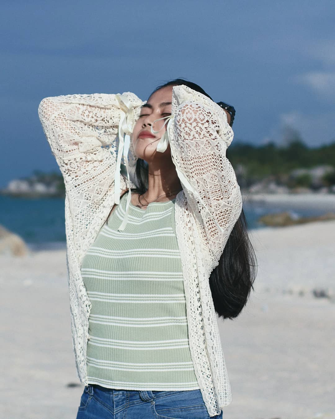 Freeman Polishing Charcoal Black Sugar Gel Mask Scrub - Astrovina