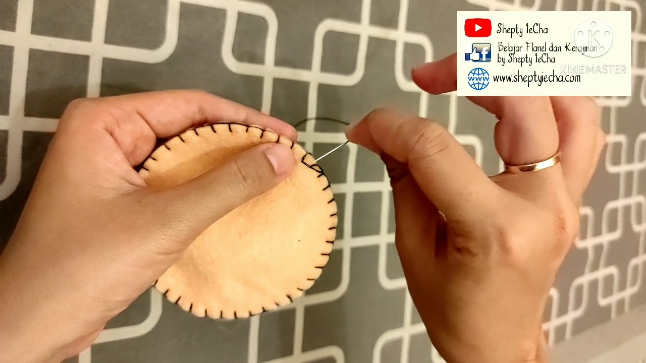 CARA MENJAHIT TUSUK FESTON PELAJARAN SBDP KELAS 3 TEMA 5 SUBTEMA 4 ...