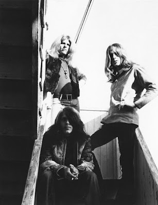 URBAN ASPIRINES: Blue Cheer : Vincebus Eruptum 1968