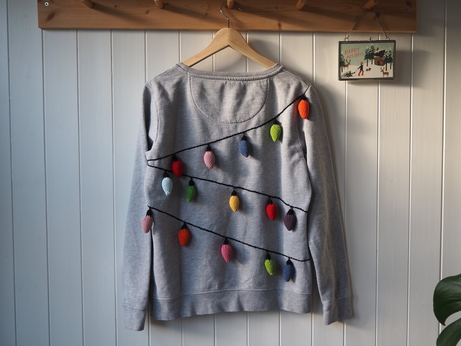 Tales from a happy house.: DIY Christmas Jumper