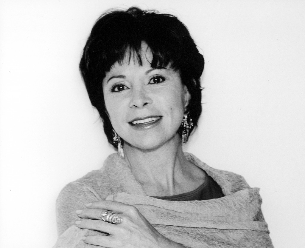 BIOGRAFIAS: ANTOLOGIA DE ISABEL ALLENDE