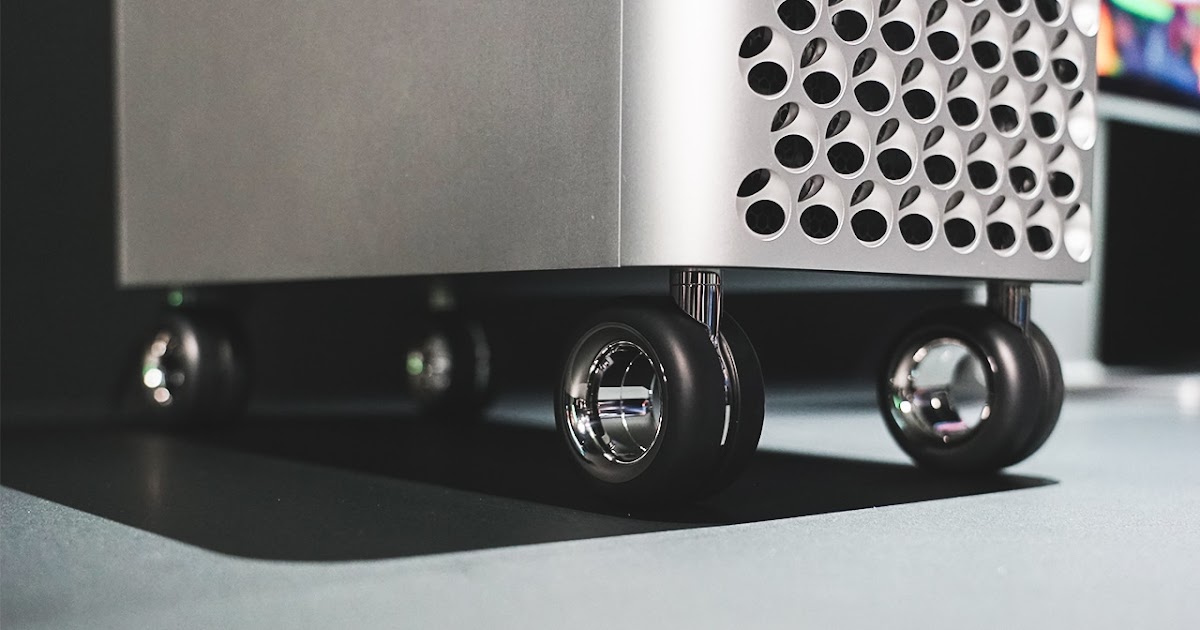 Apple $699 Mac Pro Wheels! Is It Worth?
