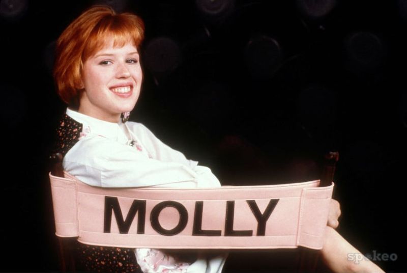 Gorgeous Portrait Photos of American Actress Molly Ringwald in the ...