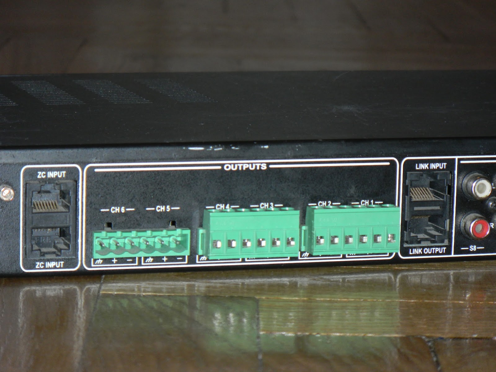 Infrequent Sound [sex.tex] technology: DBX ZONEPRO 1260 12x6 Digital ...