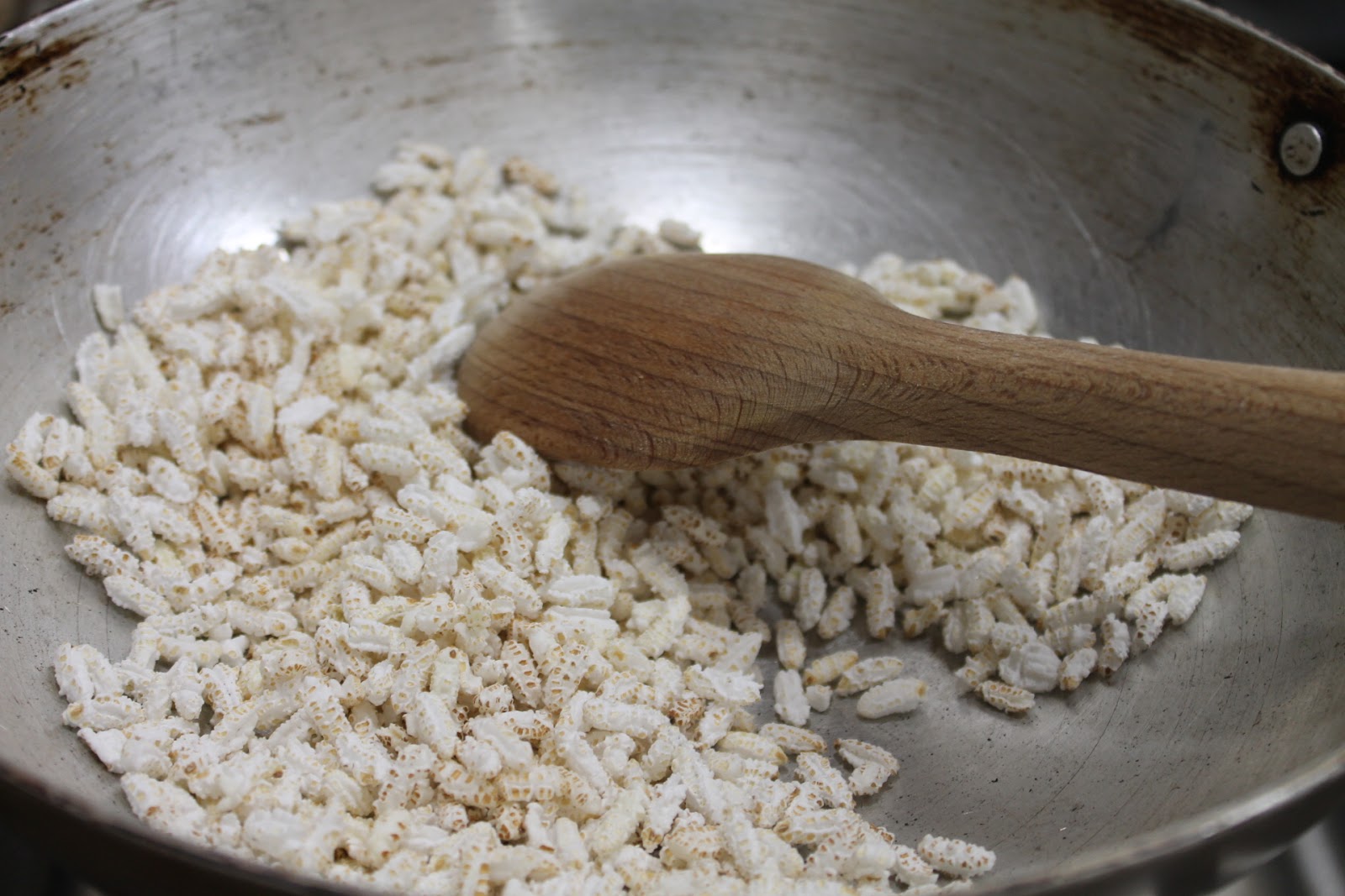 VineelaSiva: Sugar Coated Parched Rice(Krishna Astami Spl)Paakam Neyyalu