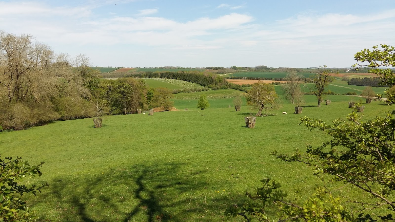 Cotswolds Travel: Idyllic Circular Walk Around Turkdean, Hazelton, and ...
