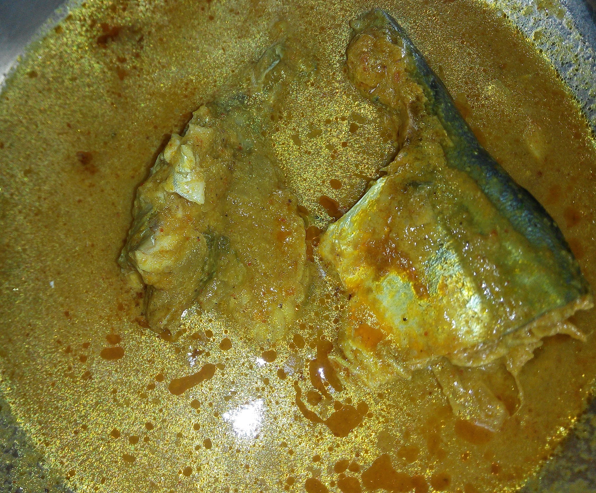 Simple Recipe Book with Passion...: Karnataka Nati style Fish Sambar ...