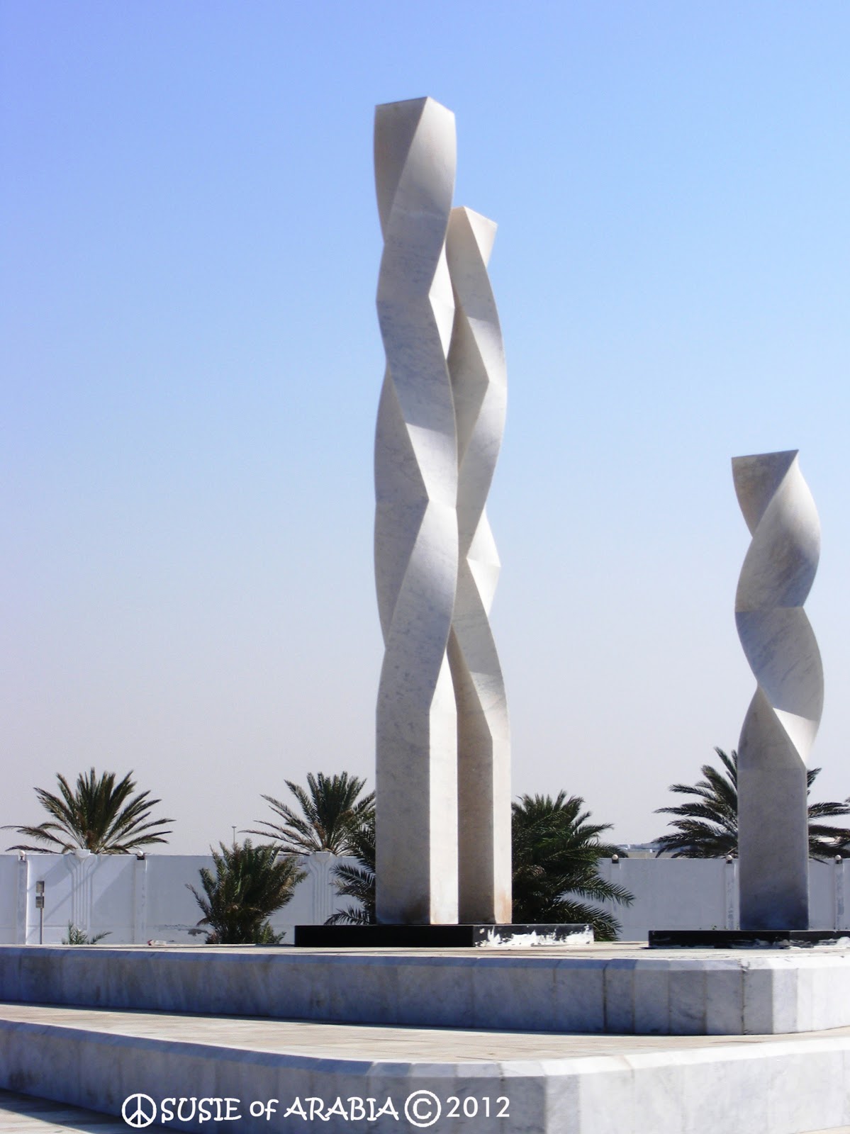 SUSIE of ARABIA: Sculpture Mysteries Solved