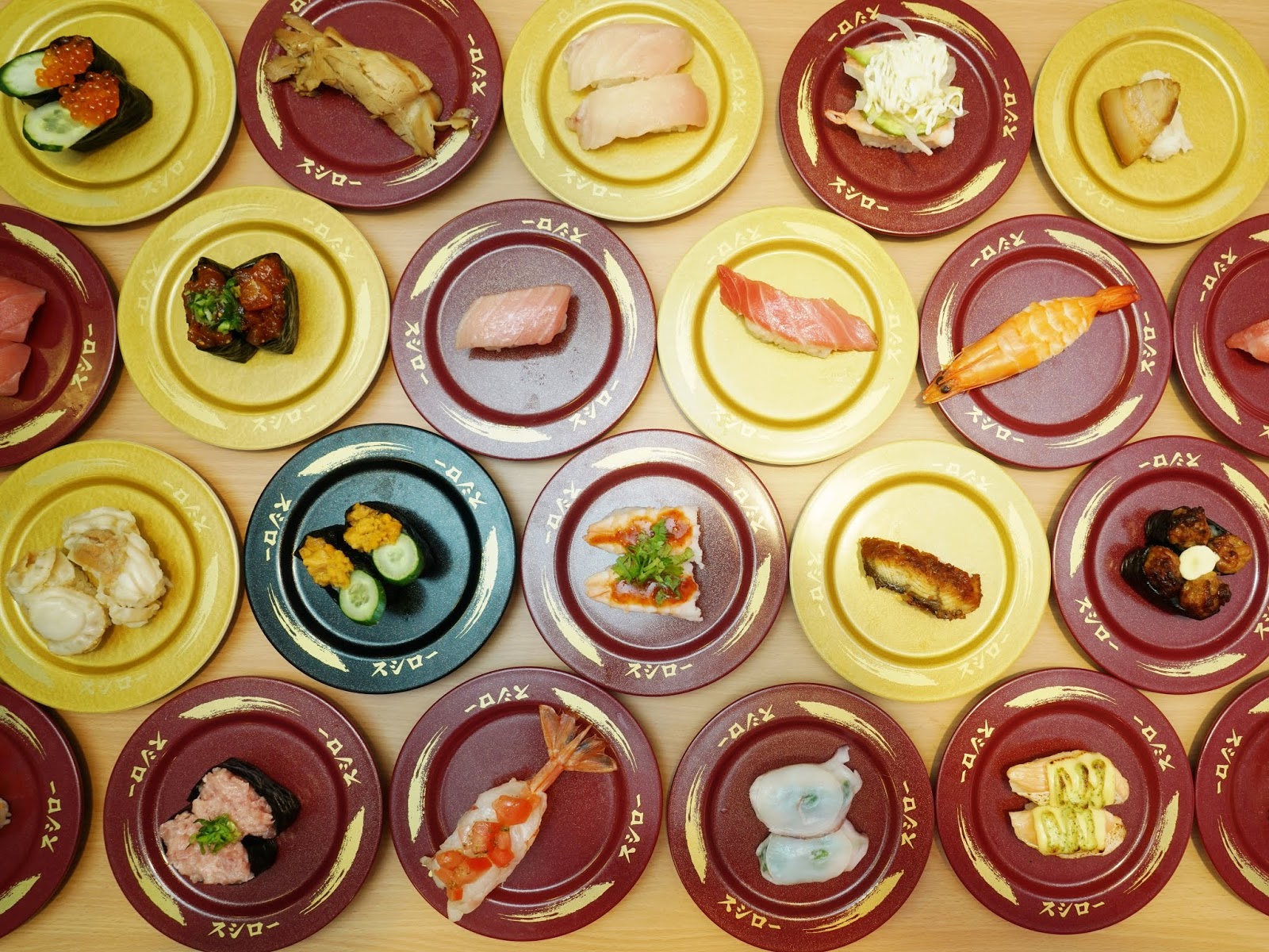 PinkyPiggu: Sushiro Singapore @ Tiong Bahru Plaza ~ Largest Conveyor ...