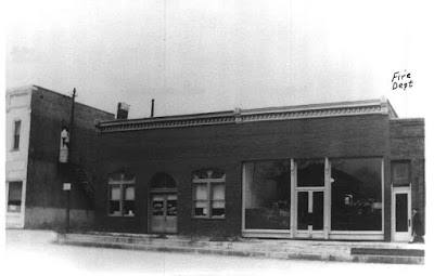 Kittling: Books: The Evolution of a Library