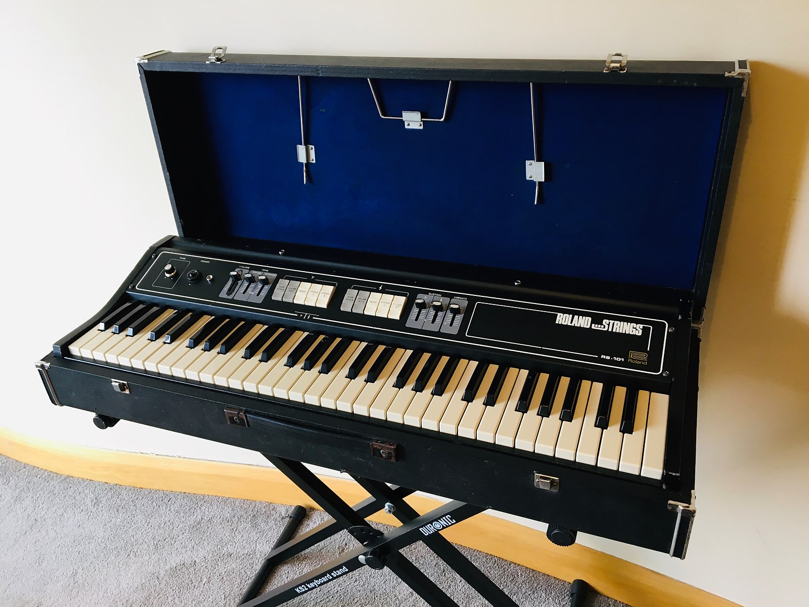 MATRIXSYNTH: 1975 ROLAND RS-101 - Vintage Polyphonic Analog String Machine