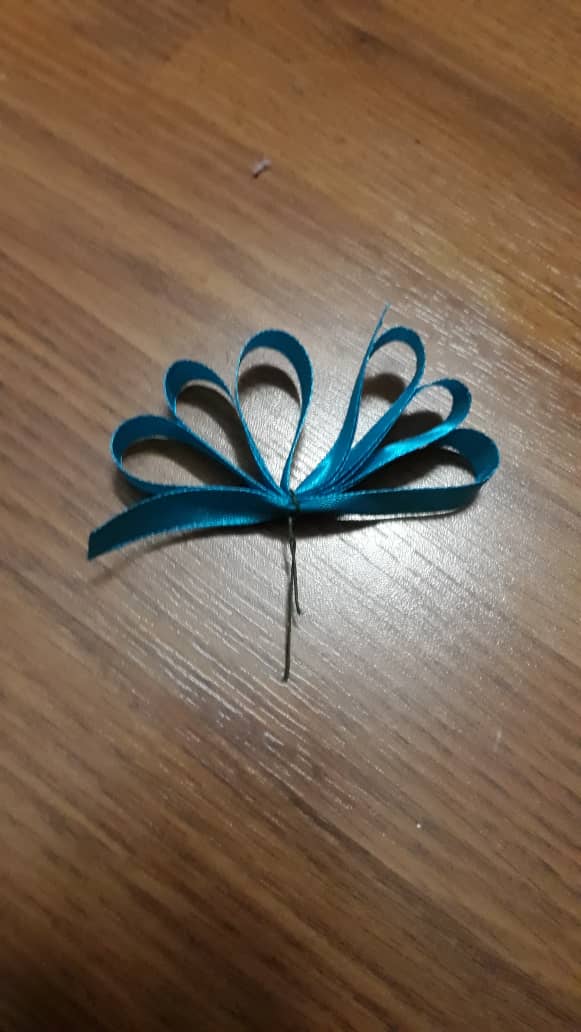 Blog Han: DIY Bunga Telur : Tutorial ikat riben