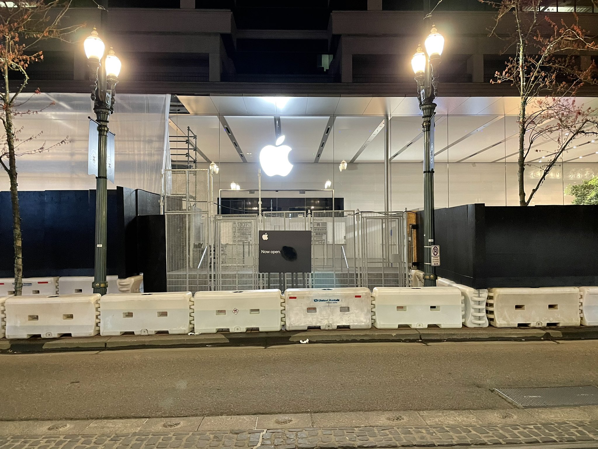 The new Apple iCage is terror-resistant