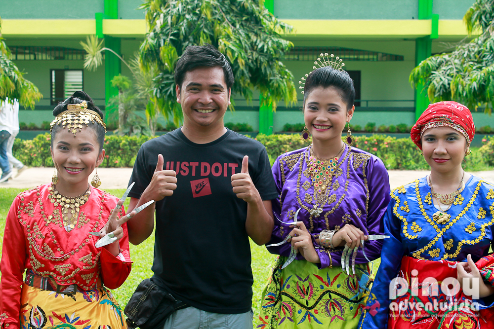 Sulu - Witnessing the "Pangalay", a Traditional Tausug Dance | Pinoy ...