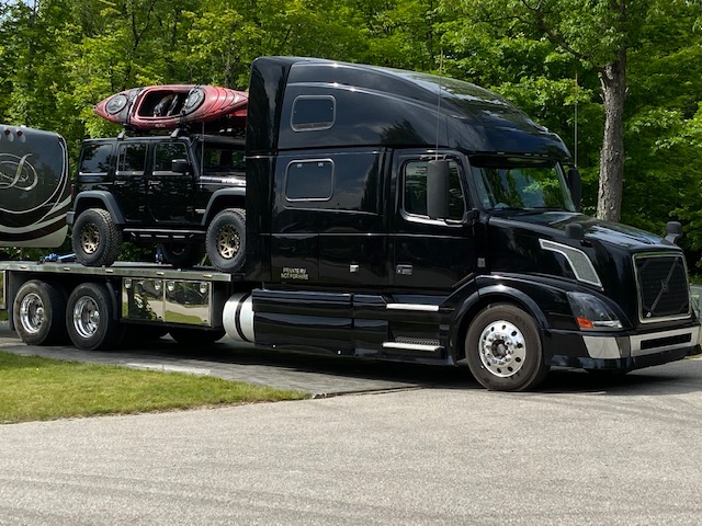 Michigan DRV Campers: Dozer... Suite Emotions New HDT Rv Hauler ...