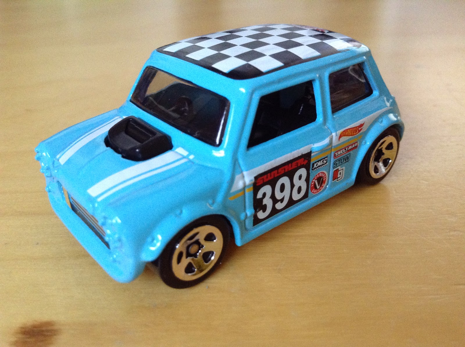 JULIAN'S HOT WHEELS BLOG: Morris Mini (2015 Road Rally)