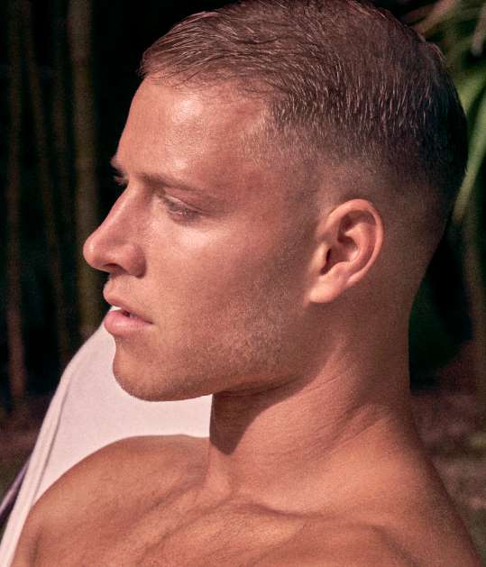 Christian McCaffrey para GQ USA en fotos de Melodie Mc Daniel