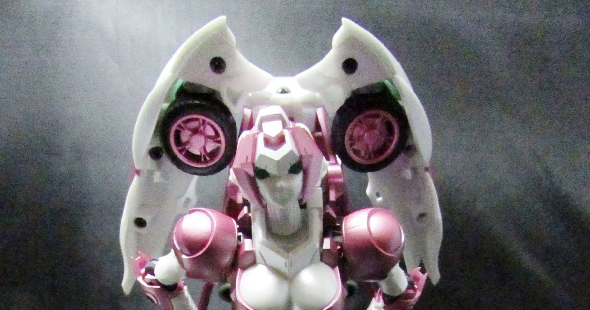 The HEXdidn't... TransFormers Collection Blog: On Femme-Bots and Fandoms