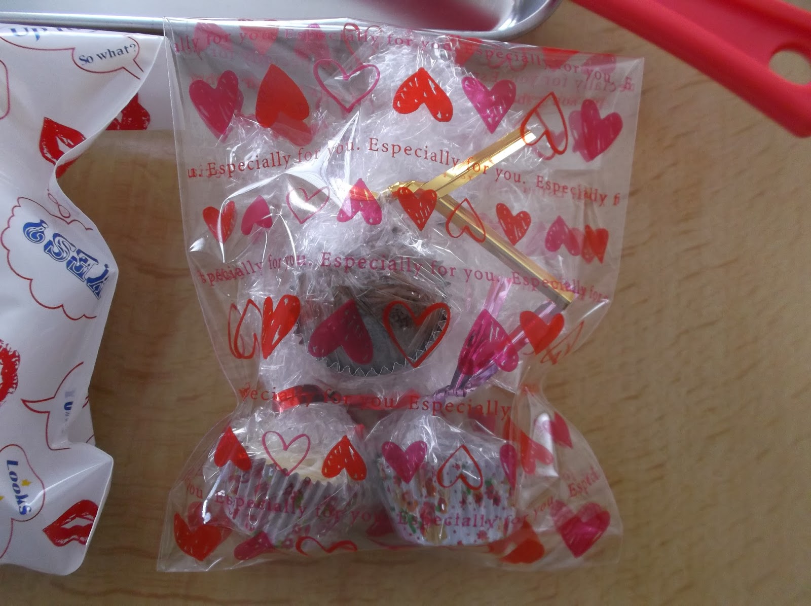 Hiroyuki's Blog on Japanese Cooking: Tomo Choco Making/友チョコ作り