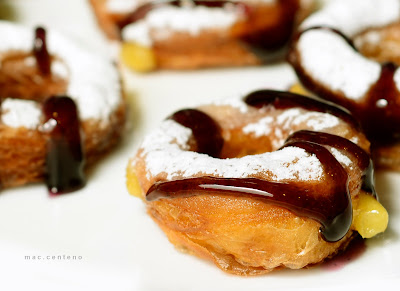 mac centeno: Croughnuts at Vikings